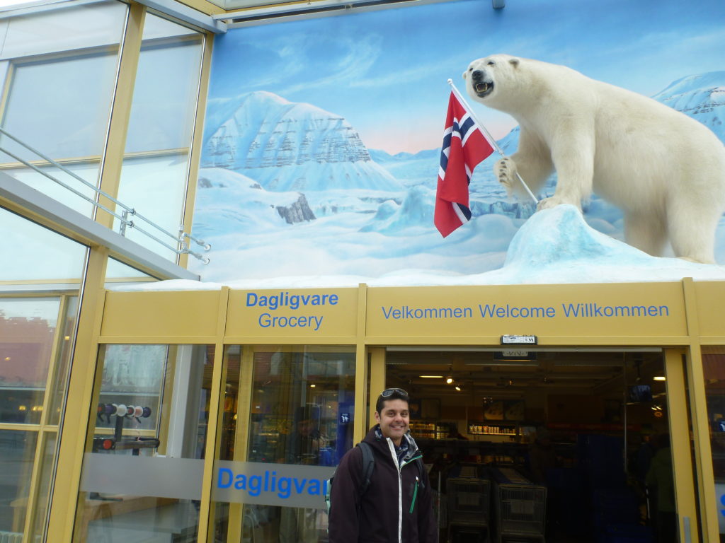 Ultimate Guide to Visiting Svalbard, The Arctic (even on a Budget!)