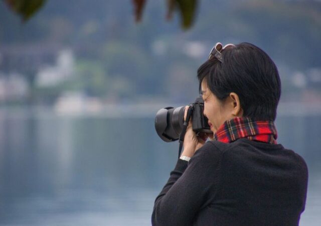 7 Tips on How to Write Travel Reviews That Engage Readers